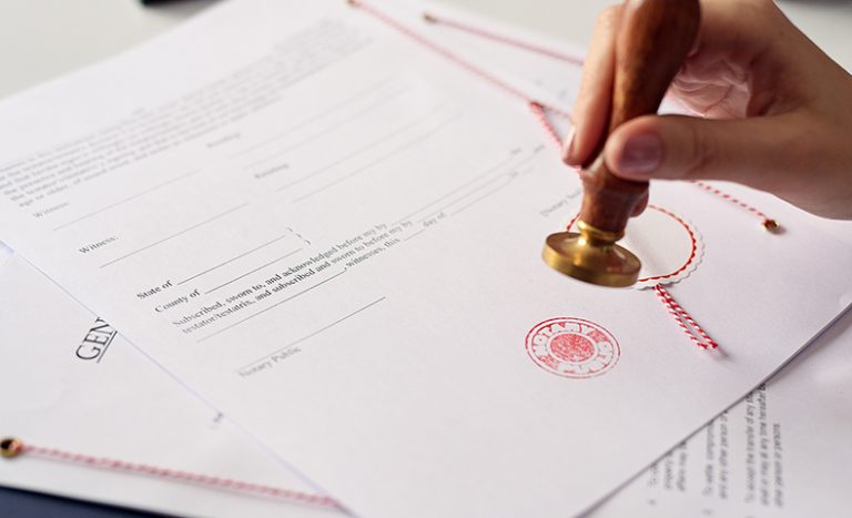 The Key Duties and Responsibilities of a Notary Public - Verge Campus