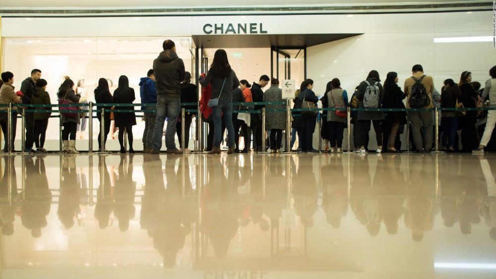 How to Form a Waiting Line for Businesses? - Verge Campus