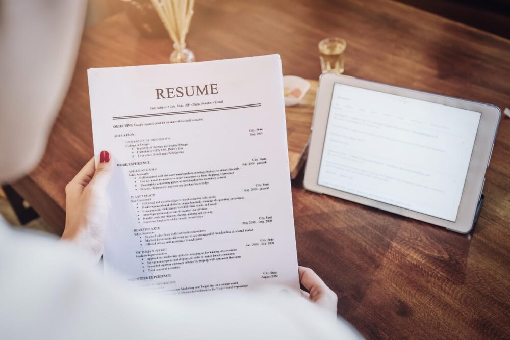 4 Tips And Tricks For Keeping Your Resume Up-To-date - Verge Campus