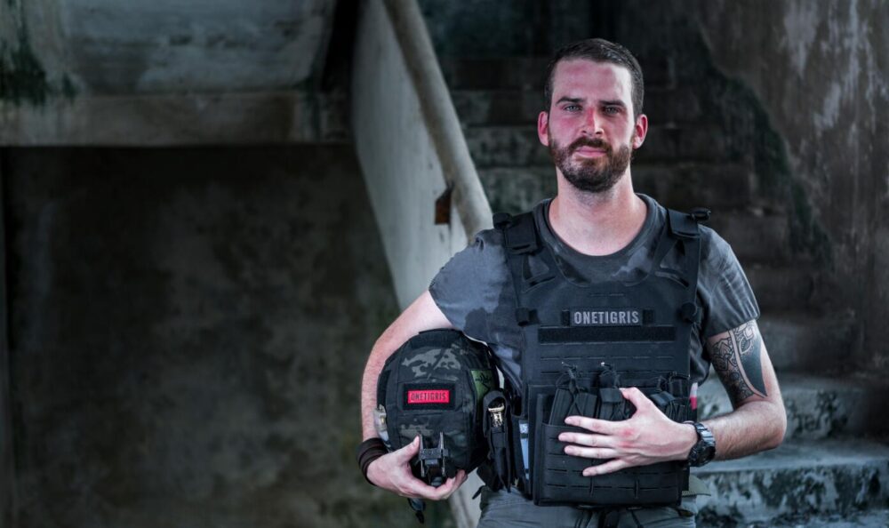 3 Reasons Why Airsoft Night Games Are So Awesome - Verge Campus