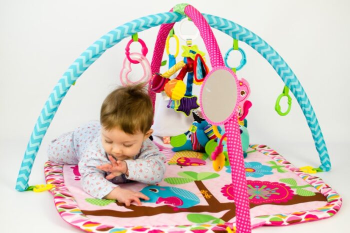 Get a New Tummy Time Mat for your Babies To Play With at Home - Verge ...