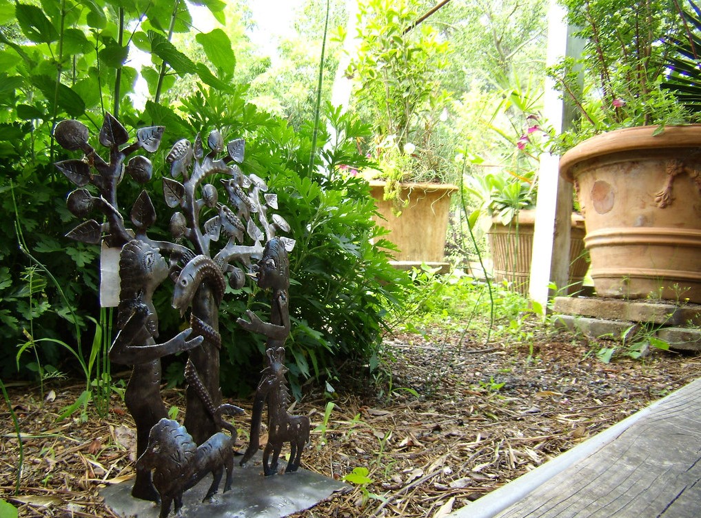 Transform Your Garden with Metal Sculptures - Verge Campus