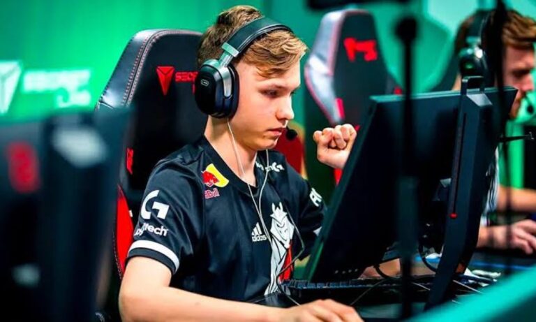 CS2 M0nesy Setup Deciphered ─ Mastering the Pro Configuration - Verge Campus